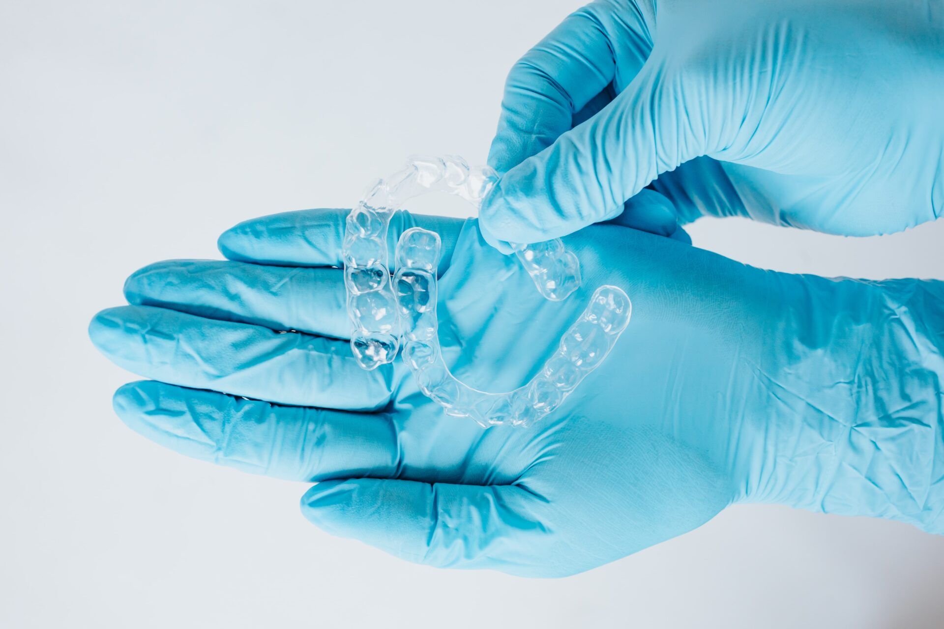 Zobu taisnošanas kapes | apinesklinika.lv